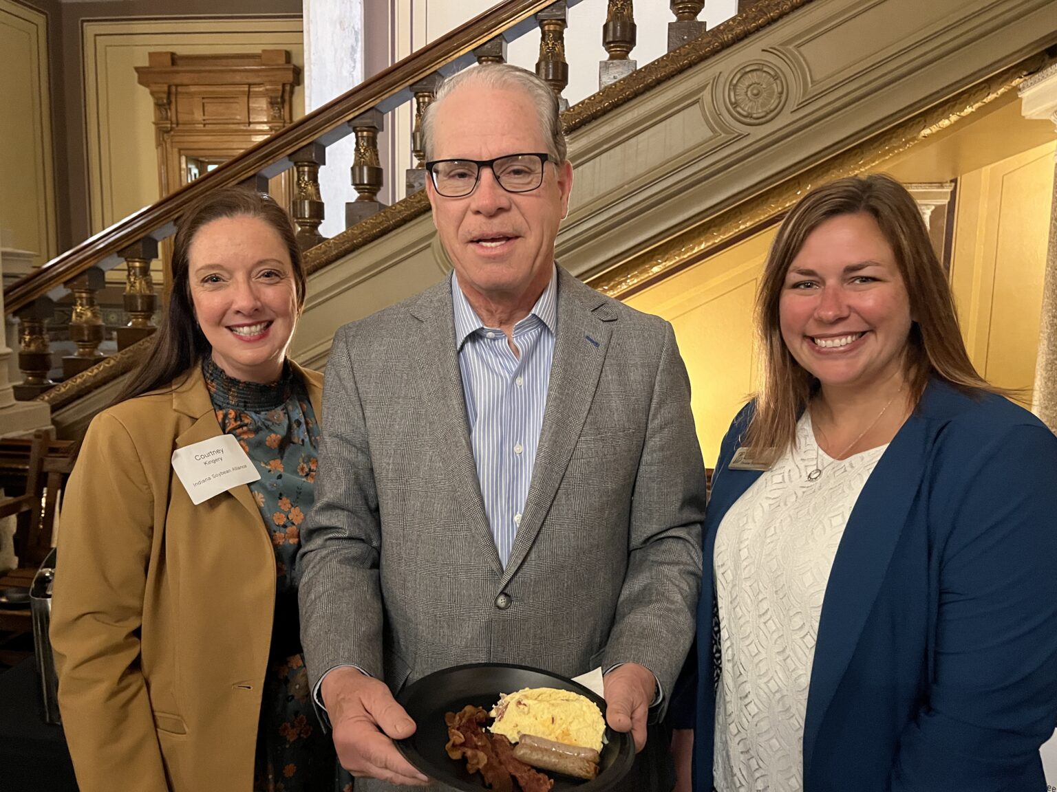 Gov. Braun, Lt. Gov. Beckwith talk with farmers at annual Bacon Bar and ...