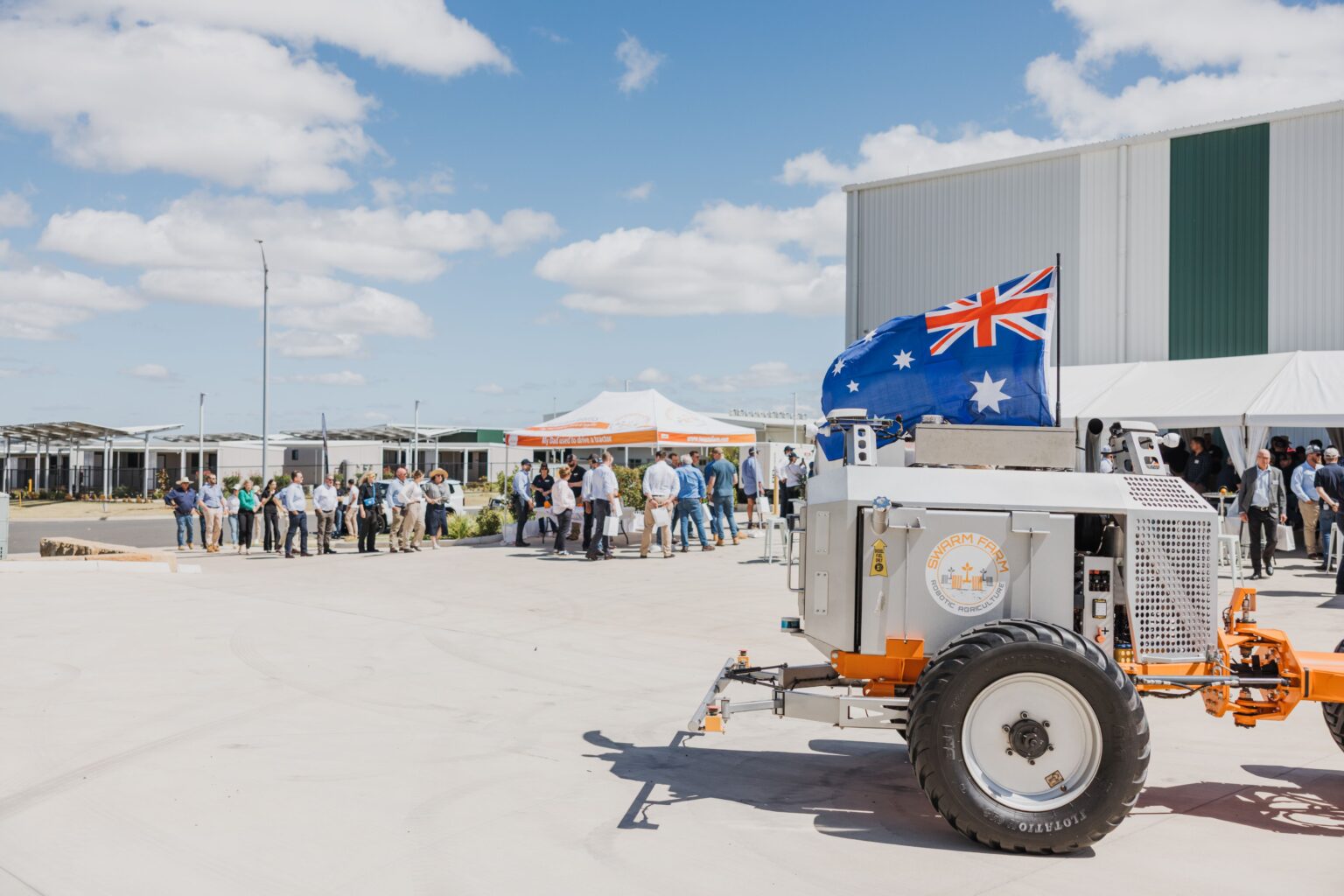 SwarmFarm Robotics: Designed by farmers for farmers - Indiana Corn and Soy